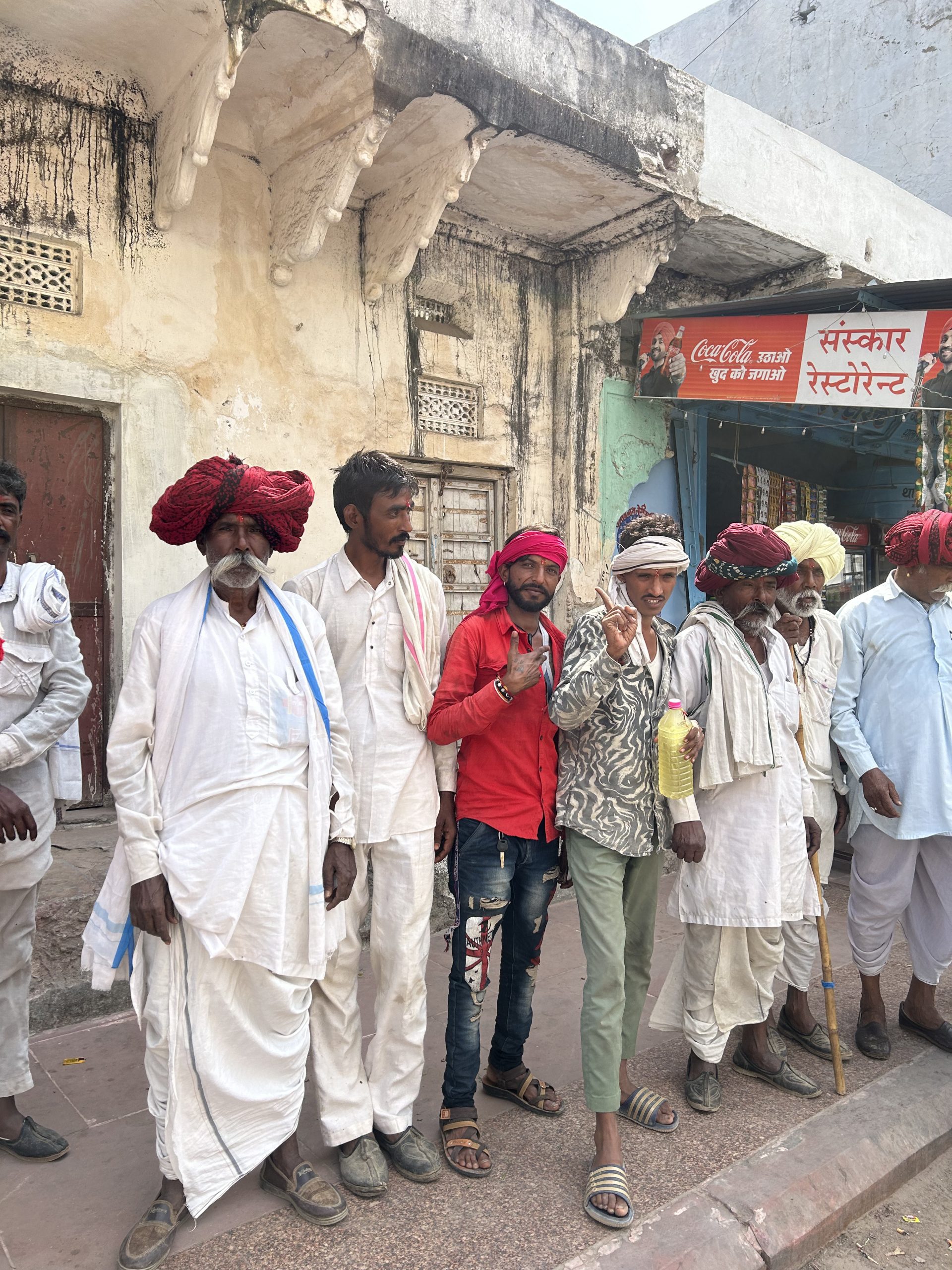 What are Indians like? Local culture and traditions - Travel World Escape